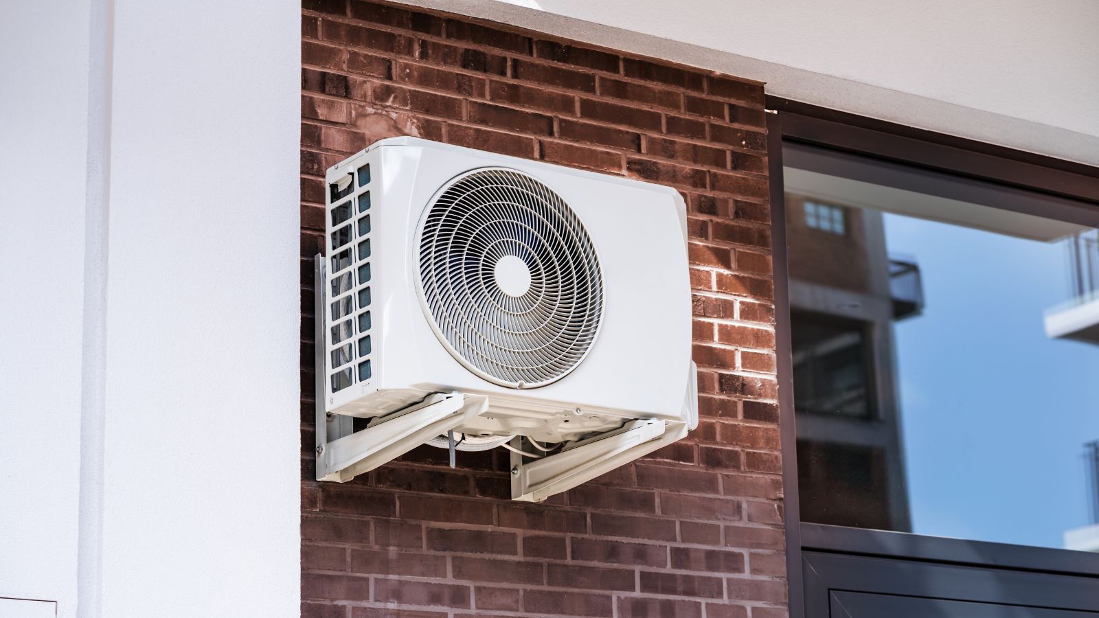 What to Expect When Fitting an Air Source Heat Pump - MEB Total